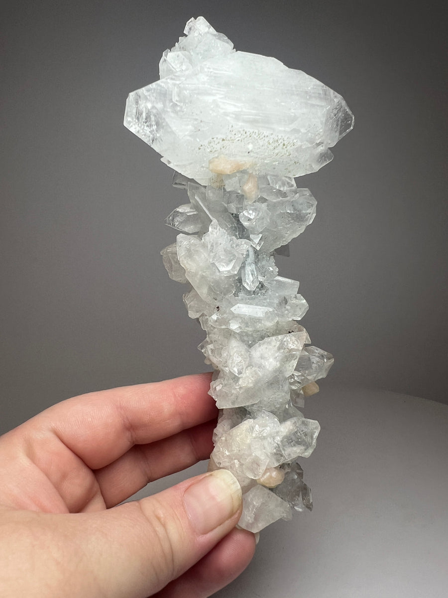 Diamond Apophyllite + Pink Stilbite Stalactite • Maharashtra, India ...